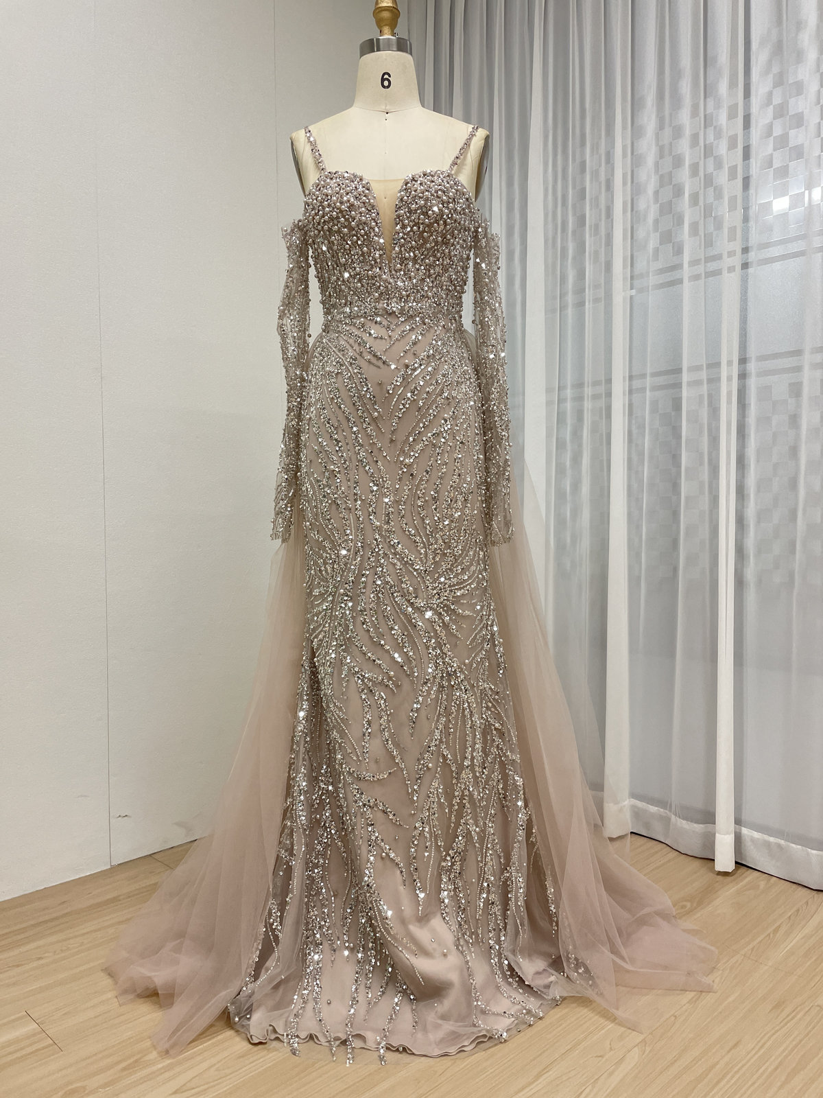 Amazing Haute Couture Bodice Evening Gown With Removable Sleeve And ...
