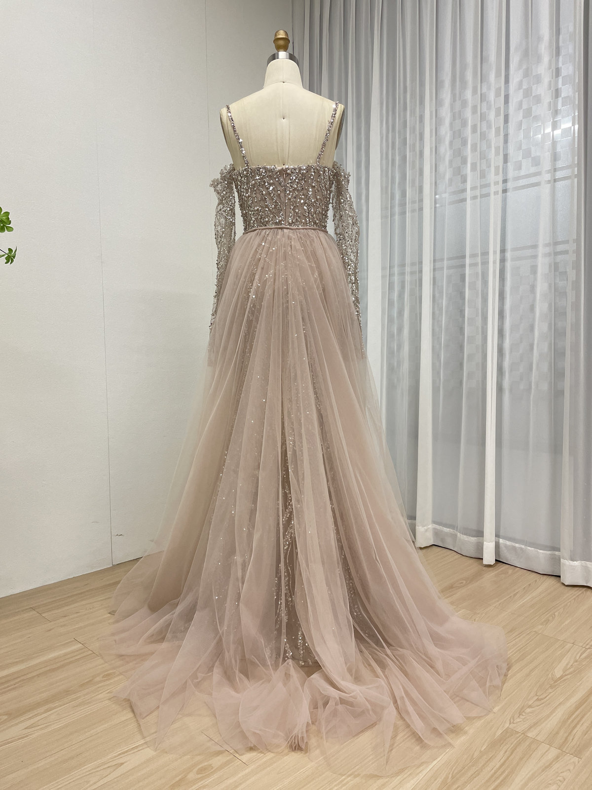 Amazing Haute Couture Bodice Evening Gown With Removable Sleeve And ...